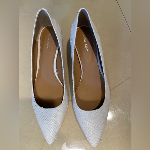 Calvin Klein | Shoes | Ivory Calvin Klein Snake Skin Dress Shoe | Poshmark